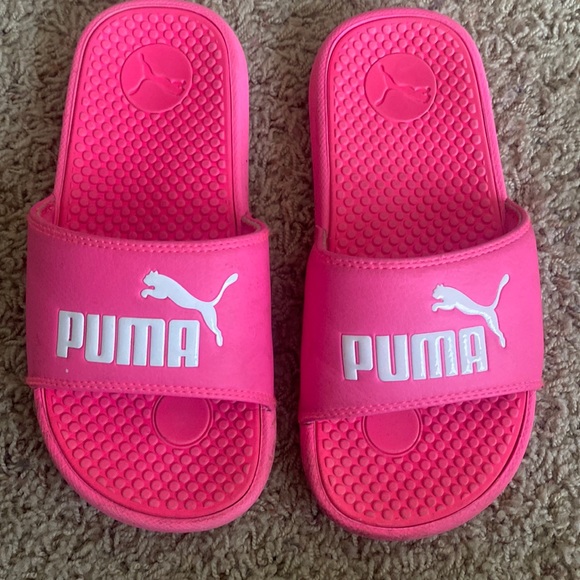Puma | Shoes | Euc Puma Hot Pink Slides | Poshmark